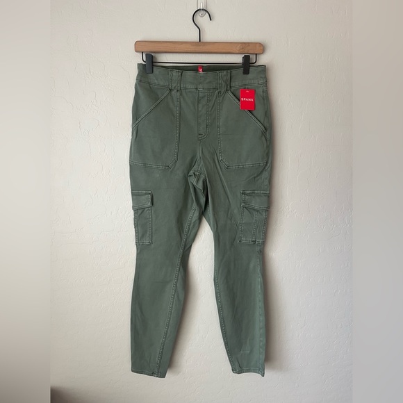 SPANX | Pants & Jumpsuits | Spanx Stretch Twill Cargo Pants Nwt Xl ...